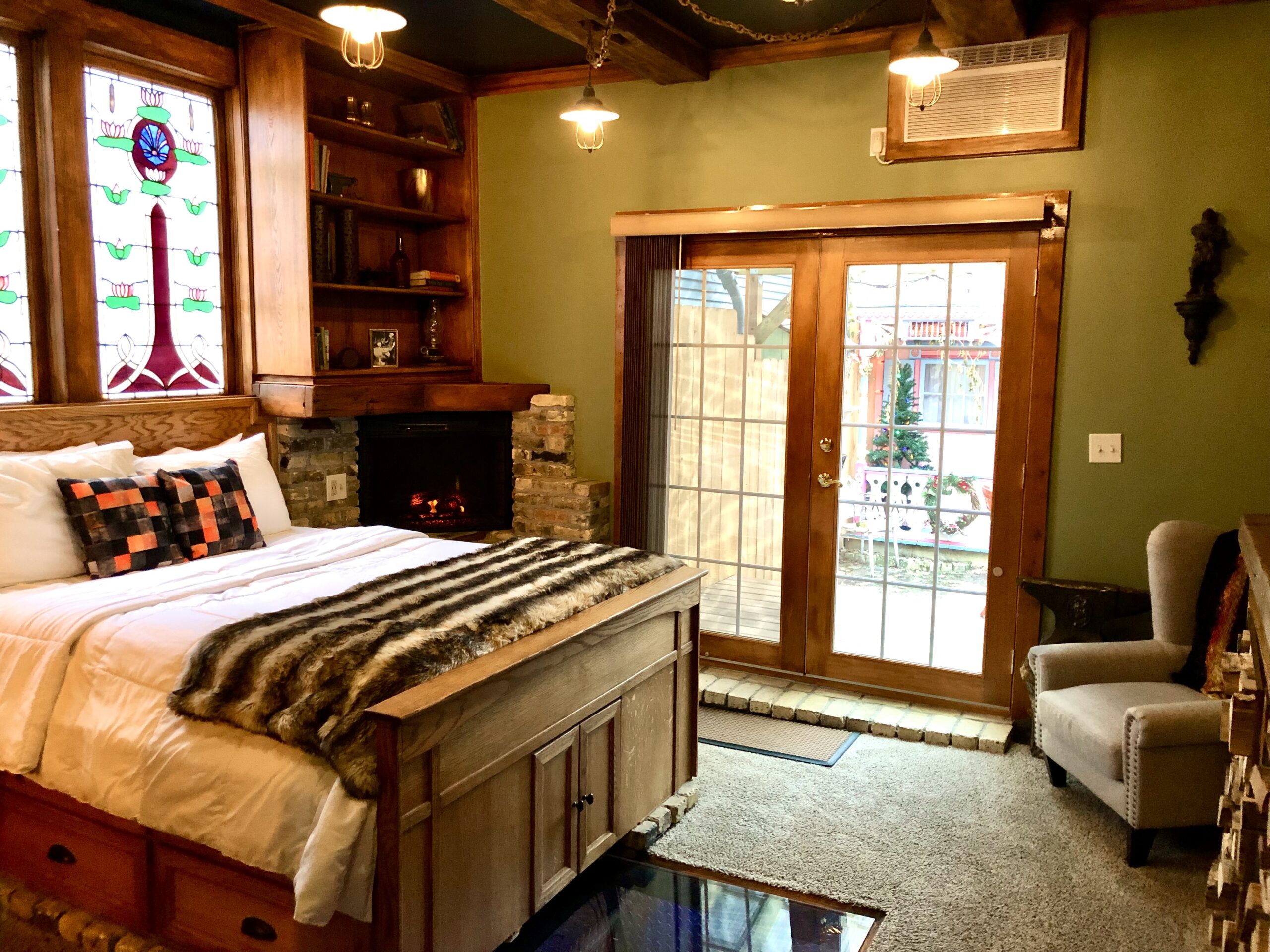 Forge Room - Minneapolis Bed & Breakfast | 300 Clifton Bed and ...